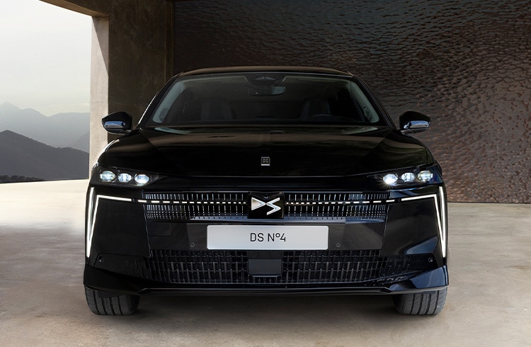 Nuova DS N°4 Hybrid | DS Automobiles IT
