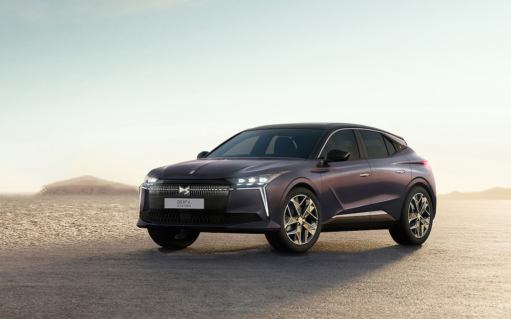 Nuova DS N°4 Hybrid | DS Automobiles IT